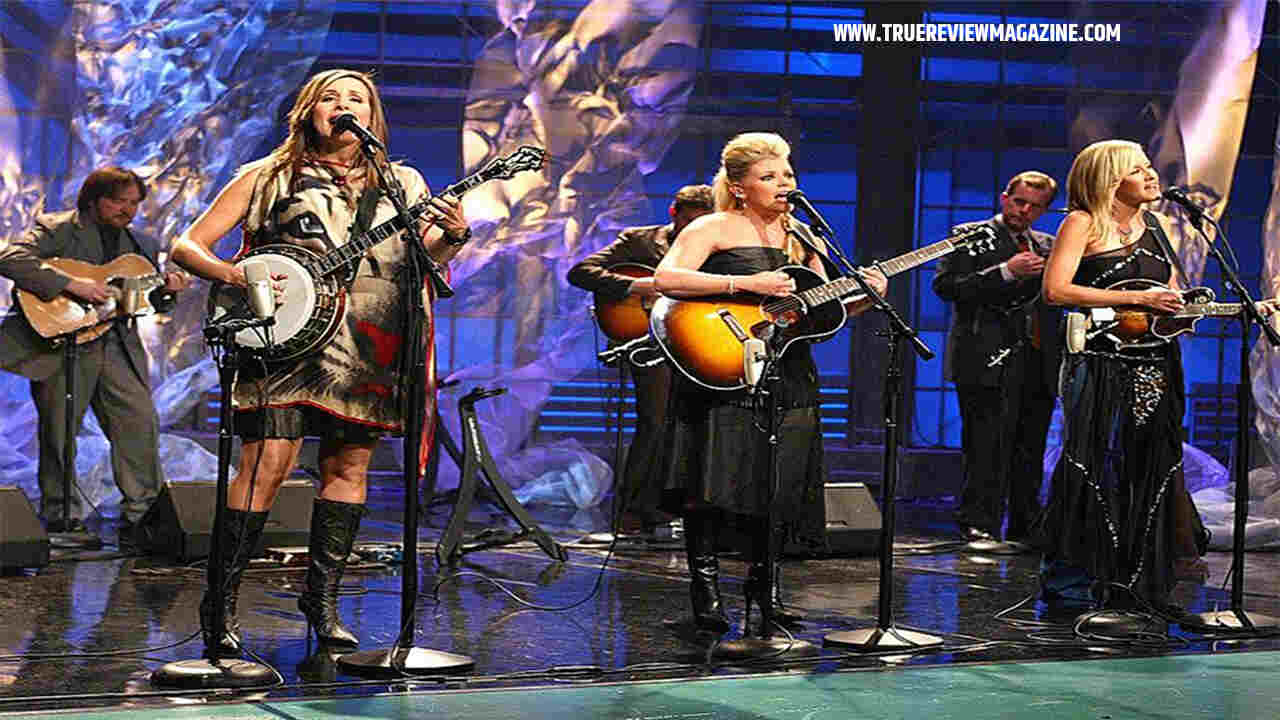 Celebrating Music and Messages: The Chicks' Unforgettable Calgary ...