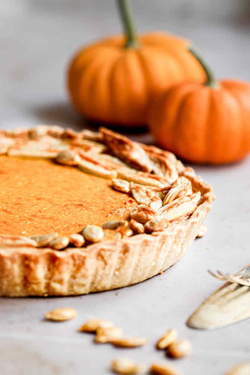 Revolutionizing Thanksgiving Desserts: Hilly's Pumpkin Caramel Pie ...